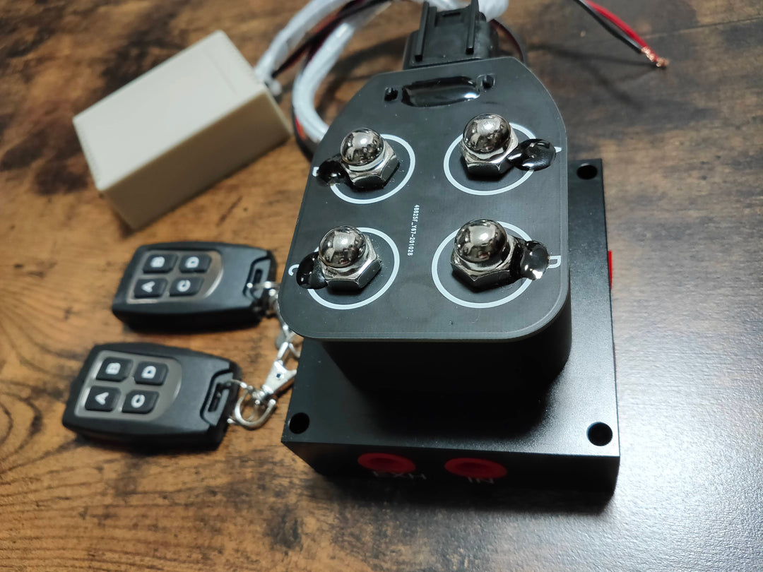 エアサス 2独ソレノイドシステム(リモコン付) – ROAMAIR_JAPAN